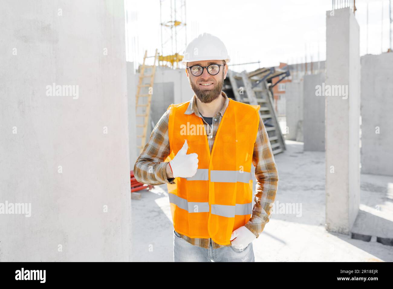 Finger happy engineer helmet hi-res stock photography and images - Alamy