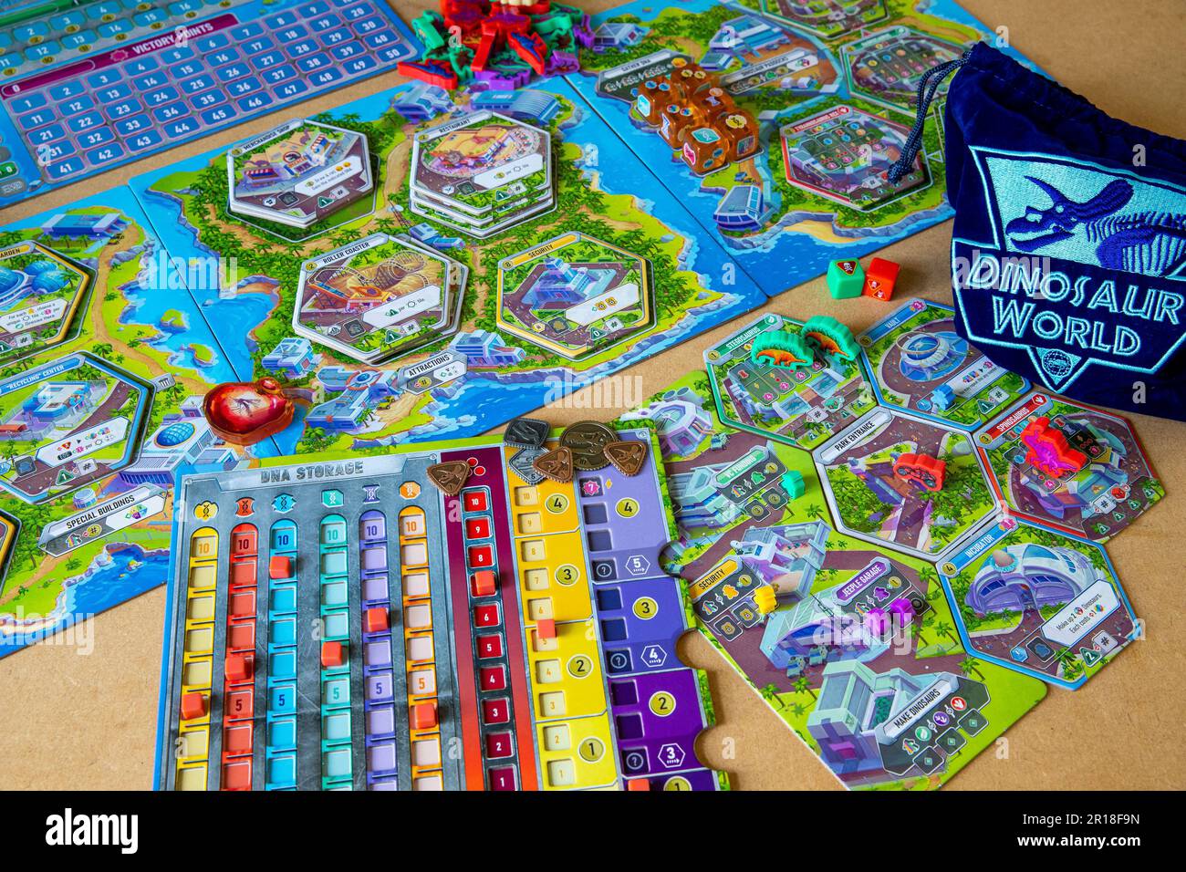 Pandasaurus games hi-res stock photography and images - Alamy