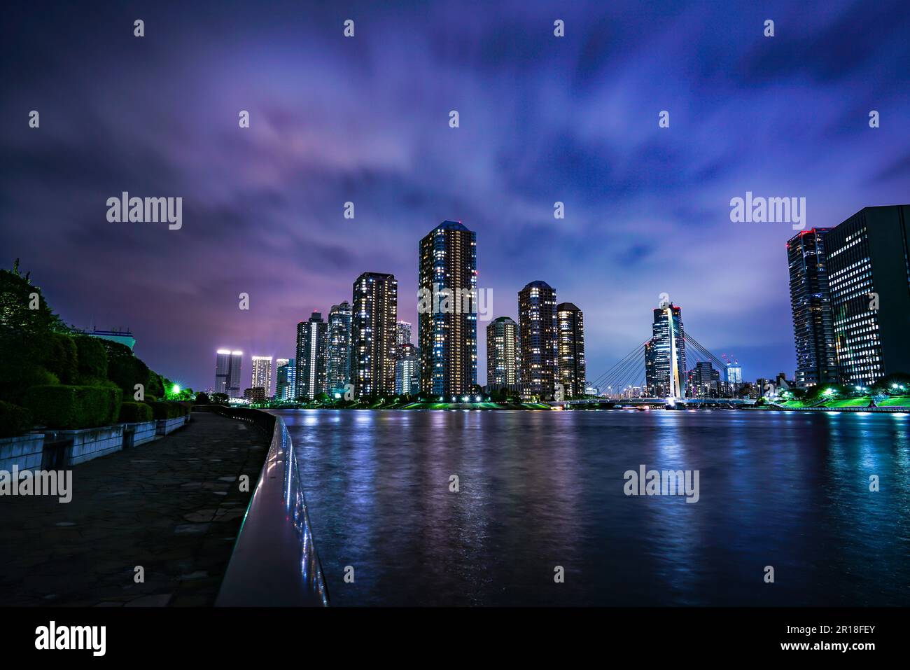 High rise apartment of tokyo hi-res stock photography and images - Alamy