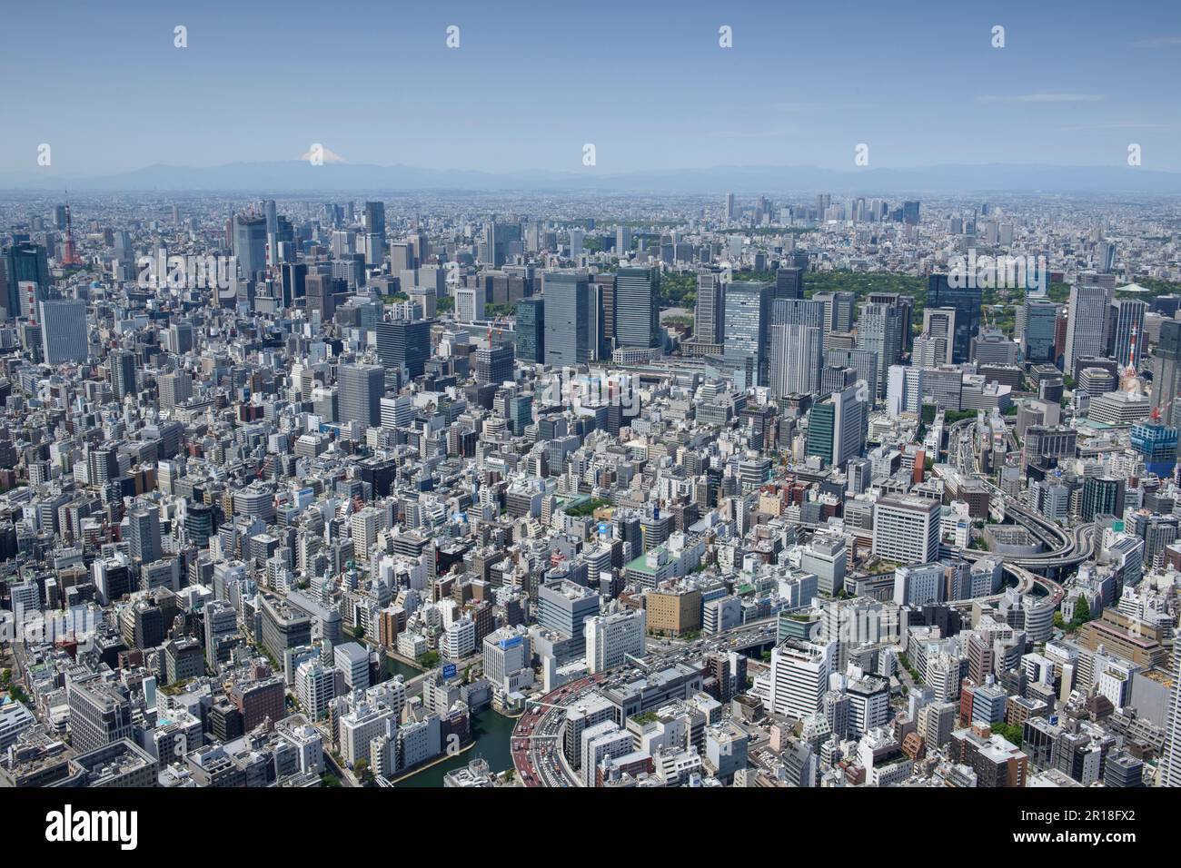 Tokyo imperial palace aerial hi-res stock photography and images - Alamy