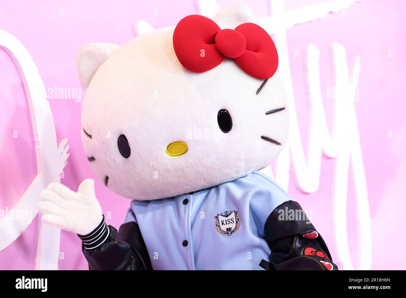 HOLLYWOOD, LOS ANGELES, CALIFORNIA, USA - MAY 11: Hello Kitty arrives ...