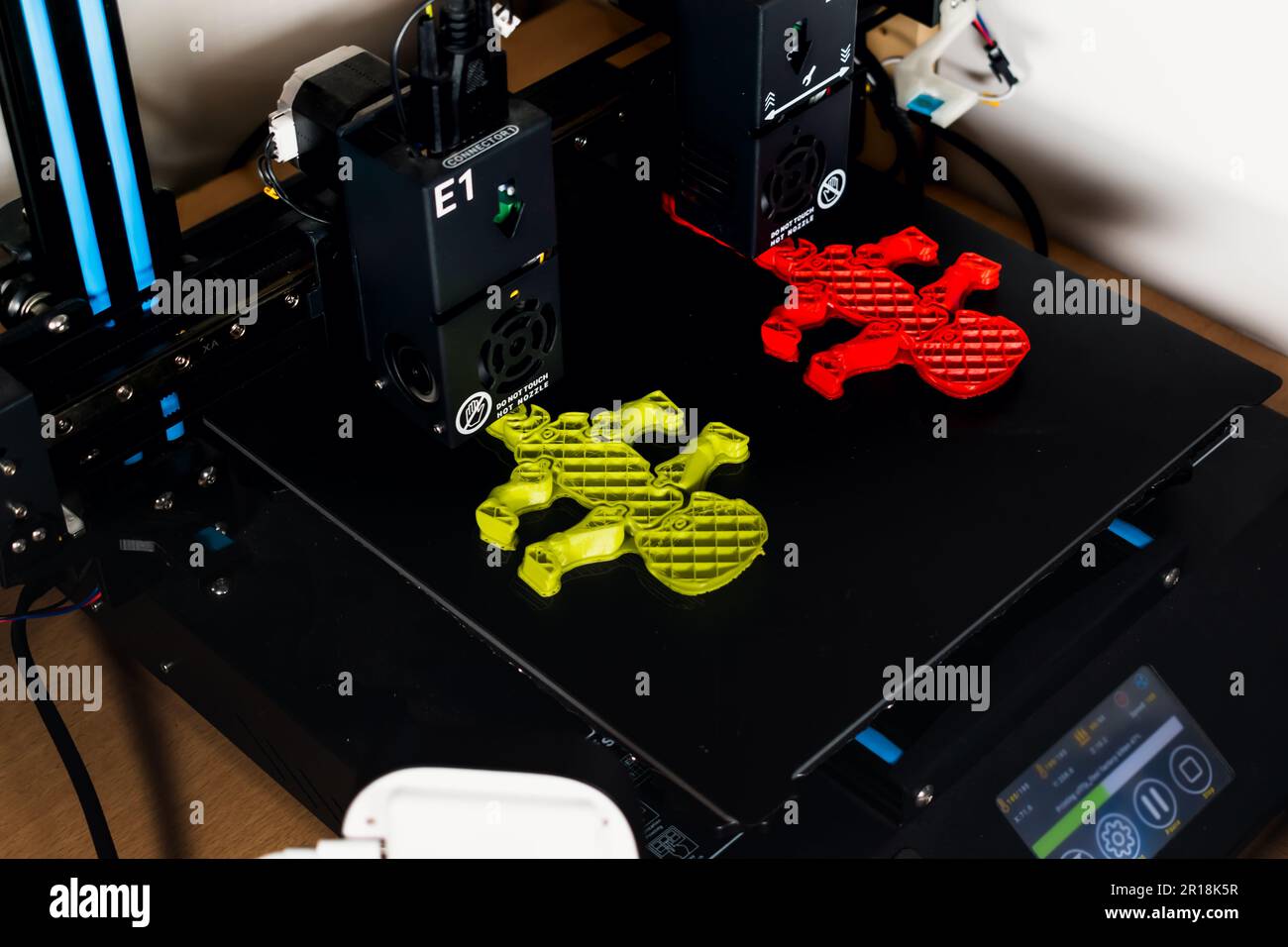 Dual extruder hi-res stock photography and images - Alamy