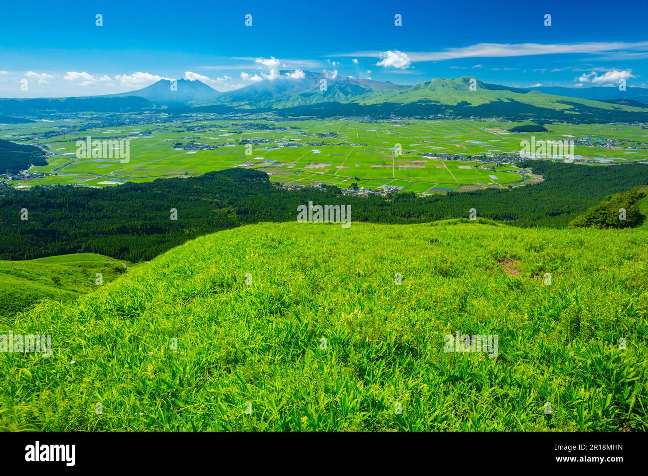 View of Mount Asosan from Aso daikanbo peak Stock Photo - Alamy