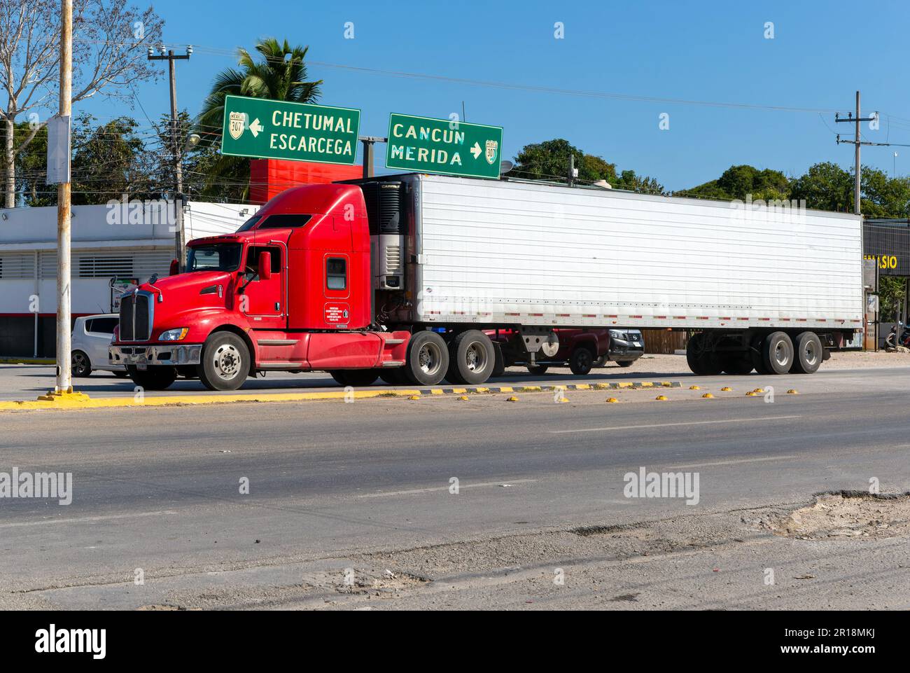 Vehicles road traffic on highway 307, Bacalar, Quintana Roo, Mexico ...