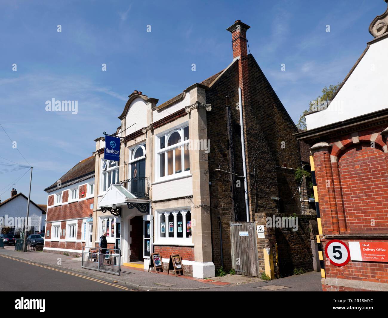 Iggulden brothers hi-res stock photography and images - Alamy