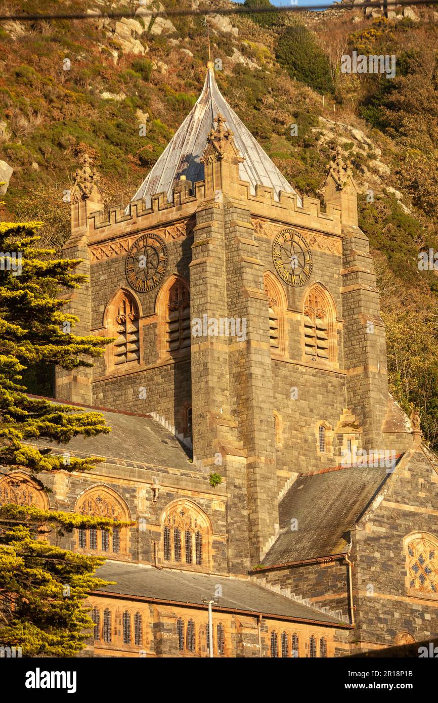 Restrained perpendicular church hi-res stock photography and images - Alamy