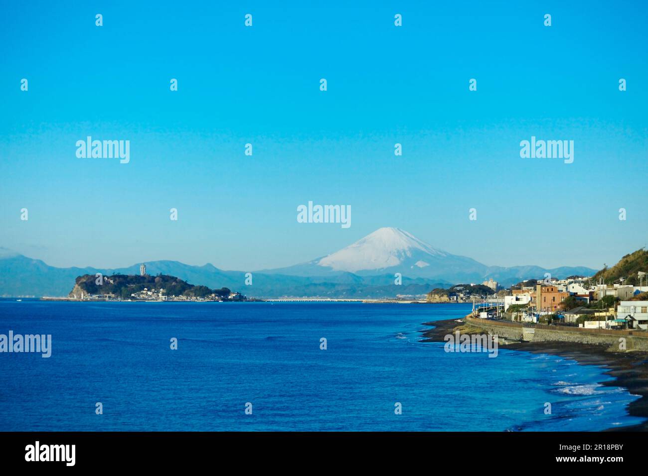 Shonan sea, Enoshima and Mount Fuji Stock Photo - Alamy