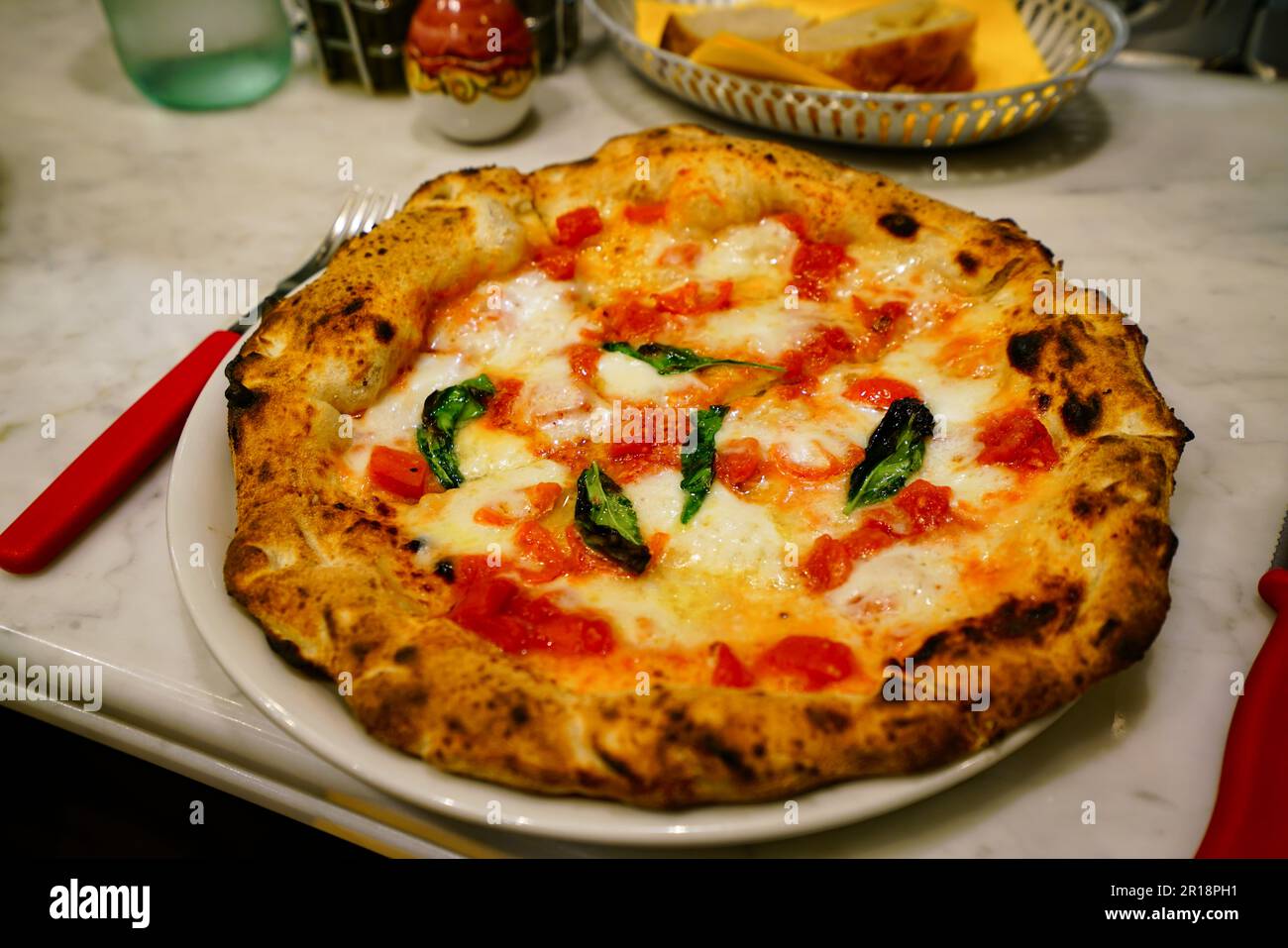 Dough neapolitan pizza closeup hi-res stock photography and images - Alamy