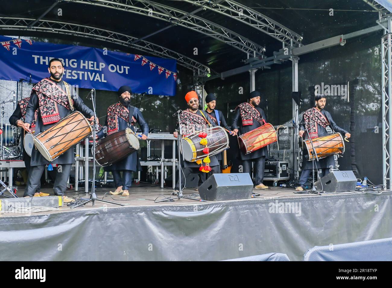 Punjabi drum hi-res stock photography and images - Alamy