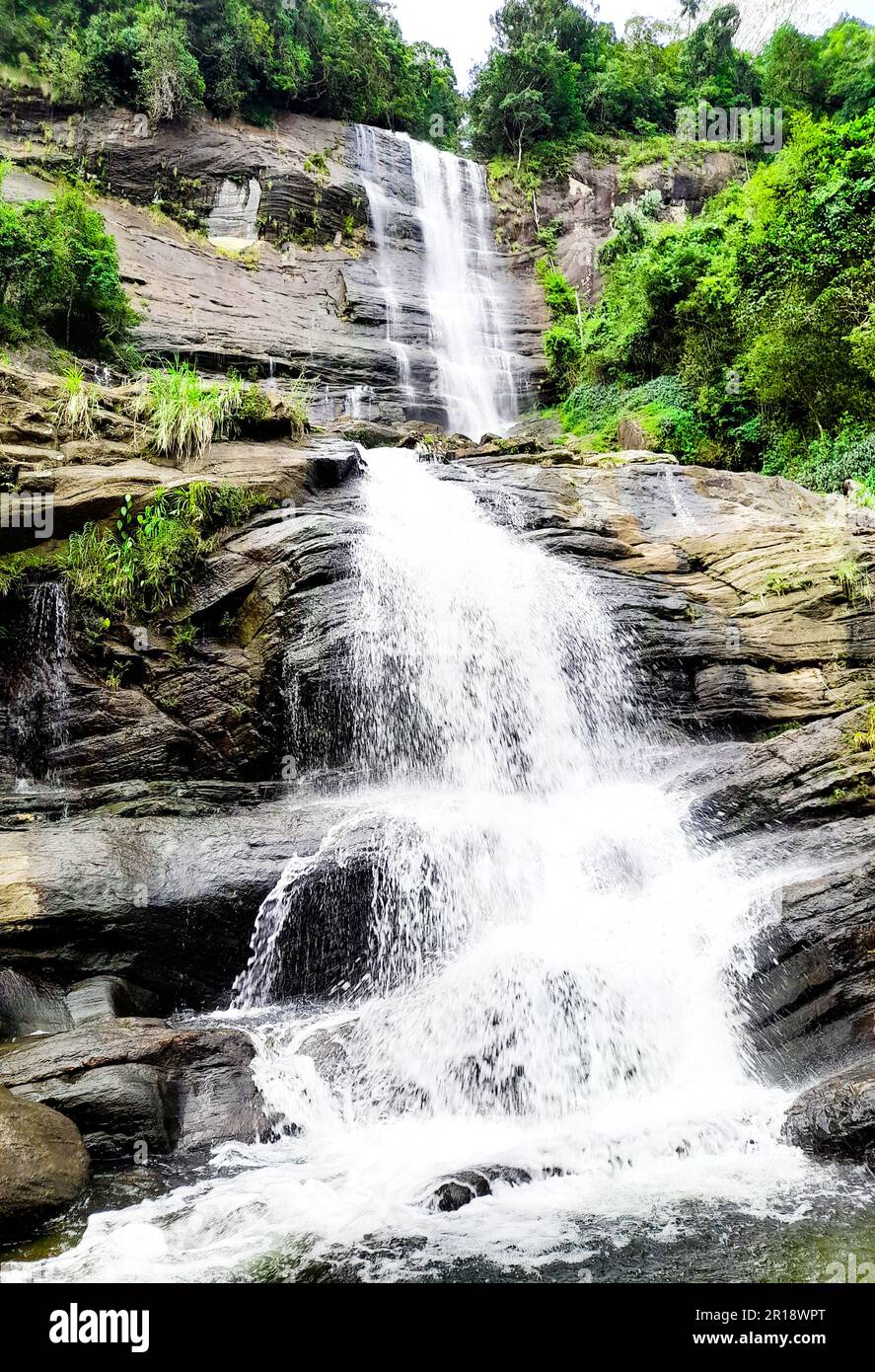 Waterfall environment hi-res stock photography and images - Alamy