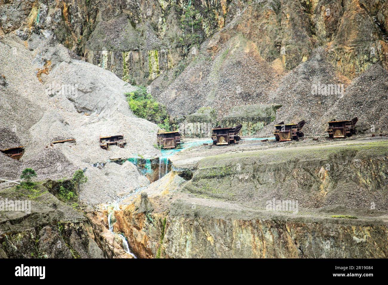 Mega machines hi-res stock photography and images - Alamy