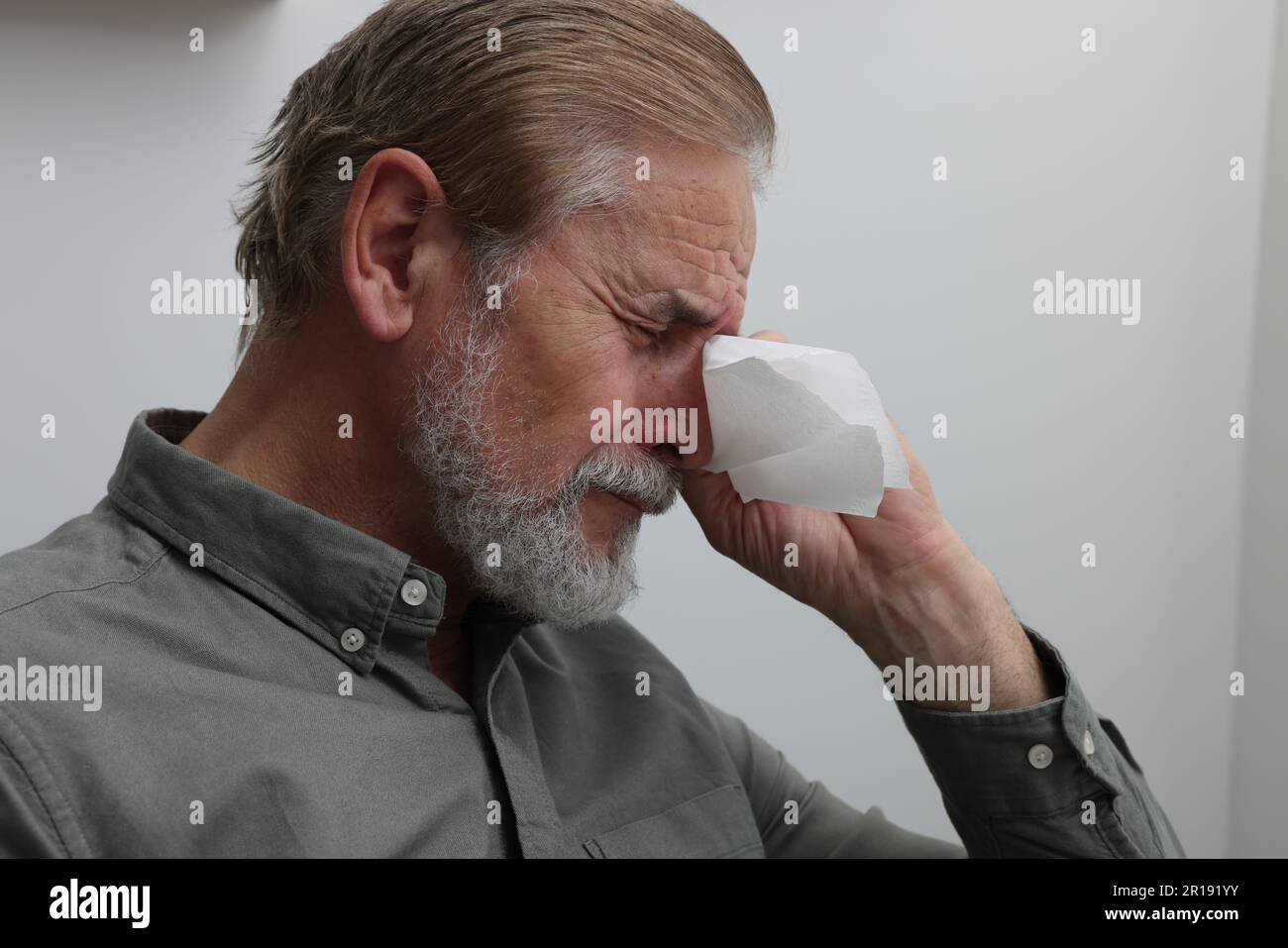 Wiping tears hi-res stock photography and images - Alamy