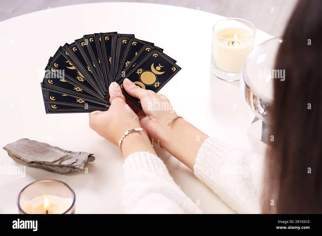 Soothsayer tarot card table hi-res stock photography and images - Alamy