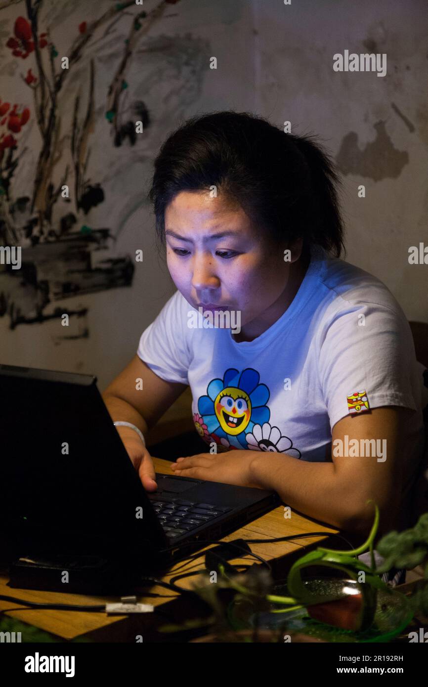 Beauty parlour with laptop hi-res stock photography and images - Alamy