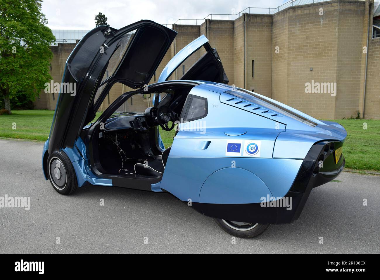 Hydrogen fuel car hi-res stock photography and images - Alamy