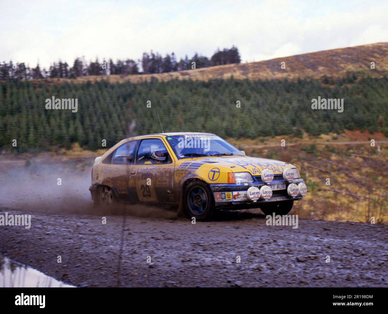 Vauxhall Astra GTE, Pentti Airikkala, 1986 RAC Rally Stock Photo - Alamy