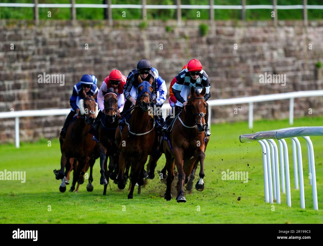 Chester racing 2023 hi-res stock photography and images - Alamy