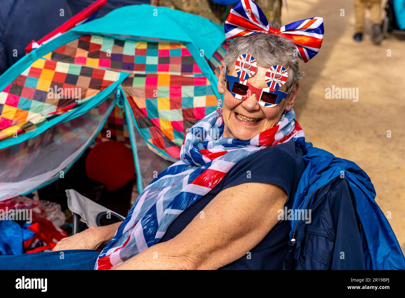 People In Fancy Dress Camp Out On The Mall To Watch The King's ...