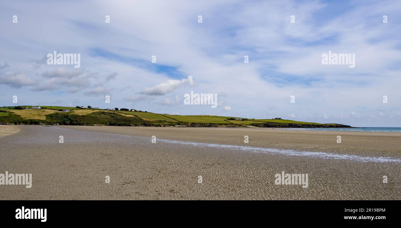 Sandy beach summer ireland hi-res stock photography and images - Alamy
