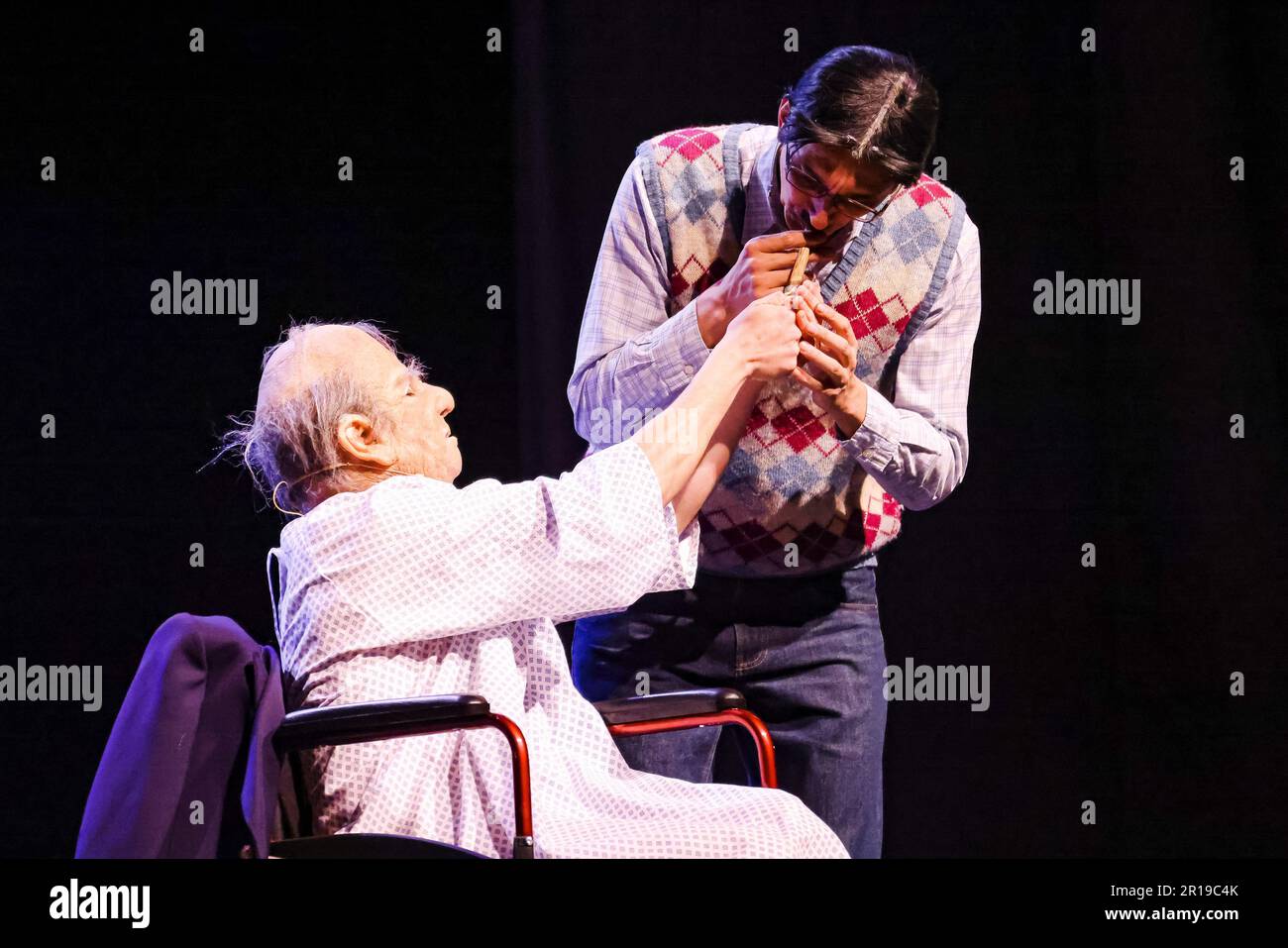 Francesco Mandelli and Fabrizio Biggio of I Soliti Idioti performs live ...