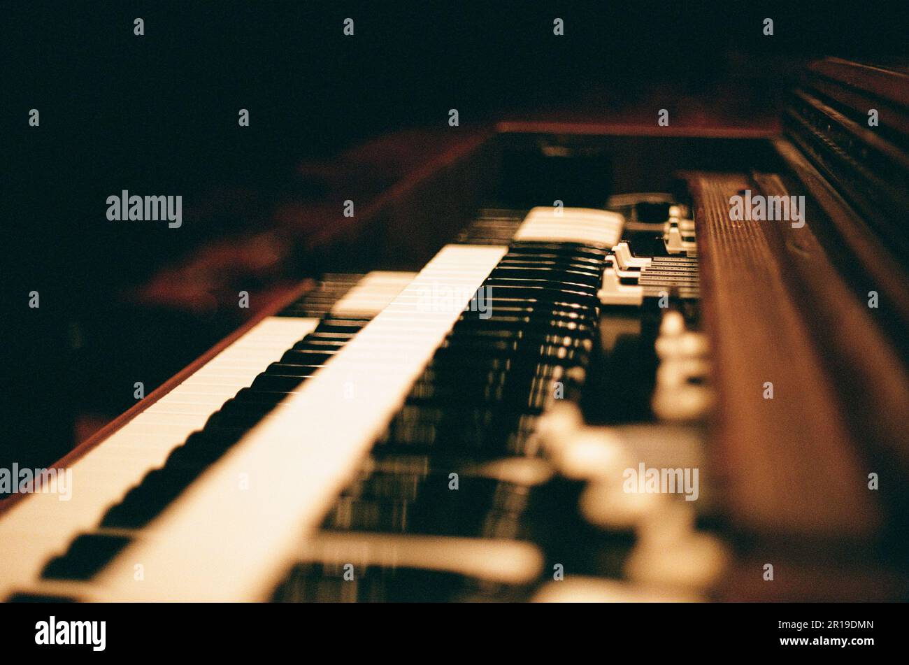 A close up of a Hammond B3 organ Stock Photo - Alamy