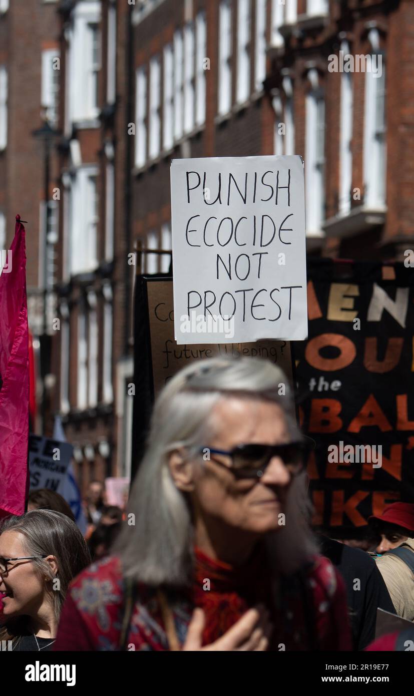 FILE PICS. 12th May 2023. London, UK. 13 Just Stop Oil activists were ...