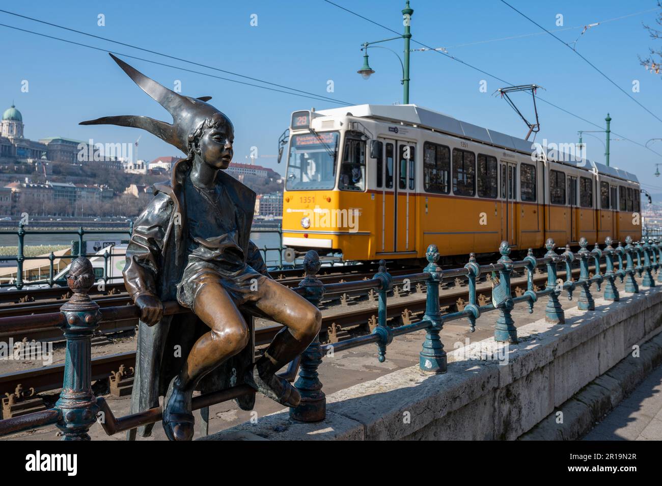 Little Prince (Kiskirálylány) bronze statue on the Danube promenade railings in Budapest ...