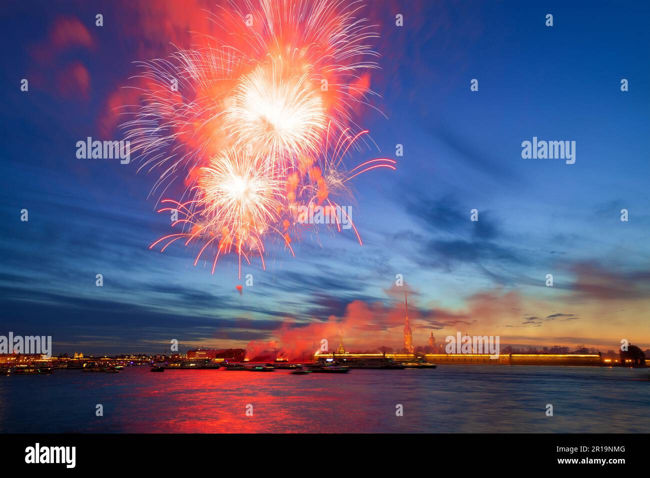 Victory fireworks hi-res stock photography and images - Alamy