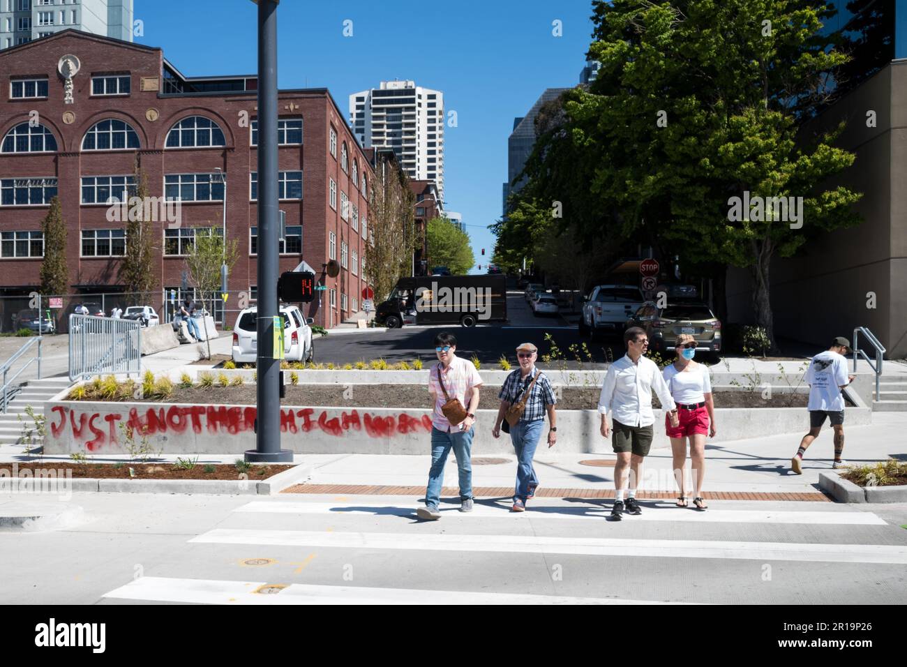 Seattle, USA. 29 Mar, 2023. Graffiti and visitors at the new throughway ...