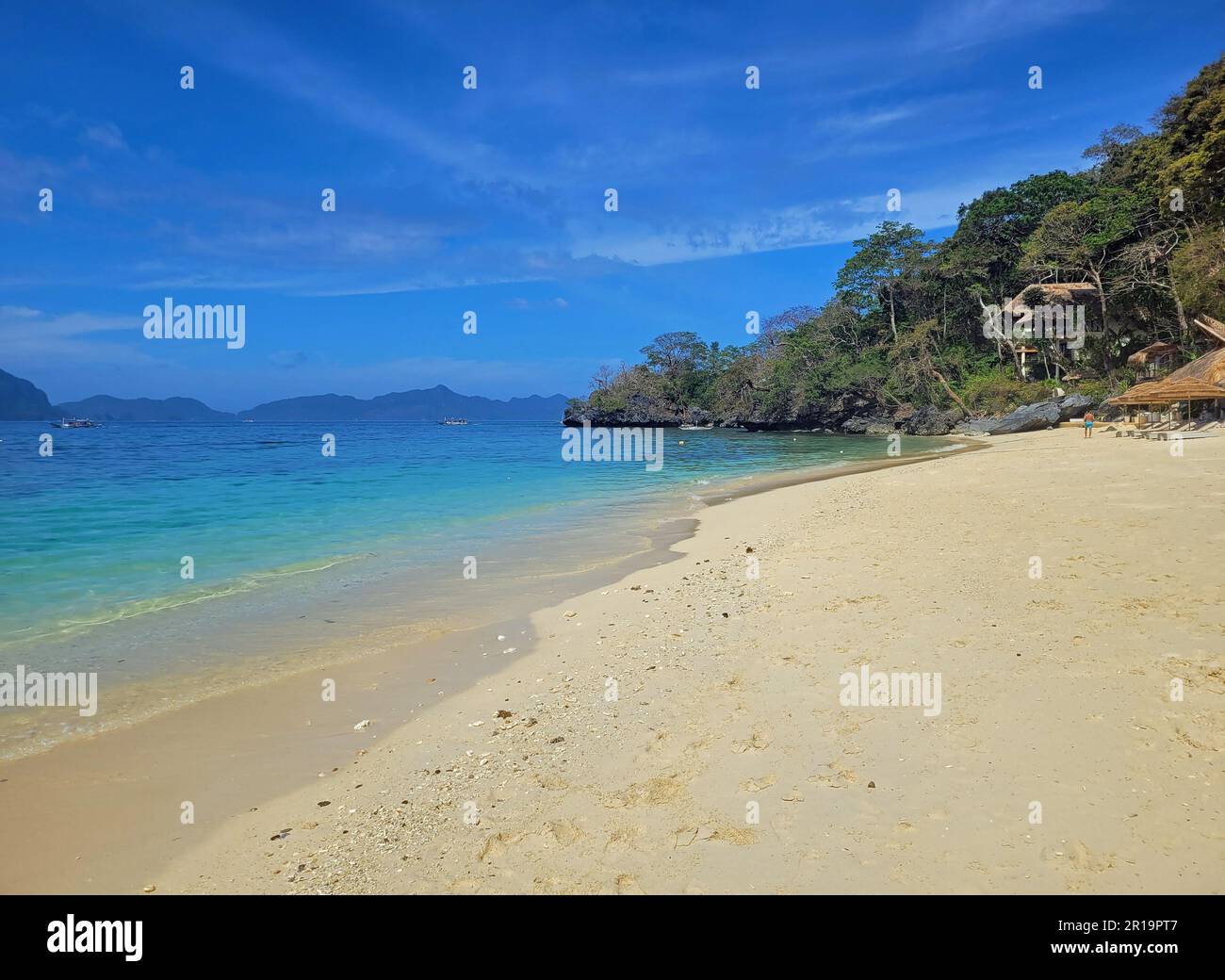 scenic landscape at tropical beach on palawan island Stock Photo - Alamy
