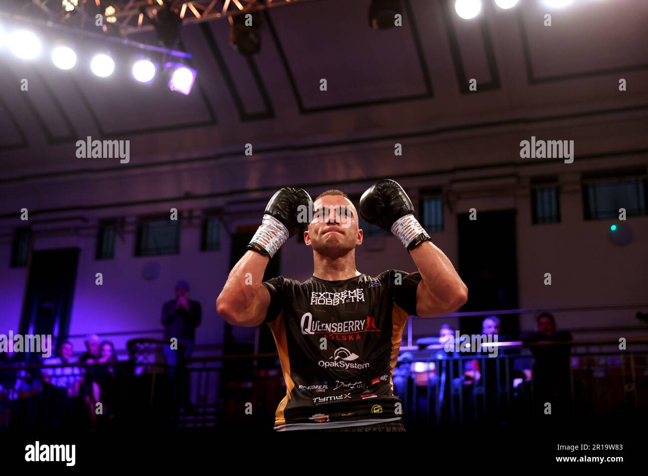 Michal Soczynski celebrates victory against Israel Duffus in the ...