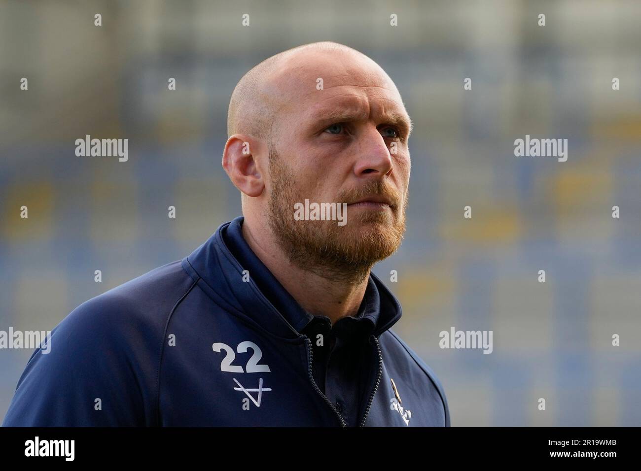 Dean Hadley #22 of Hull KR inspects the pitch before the Betfred Super ...