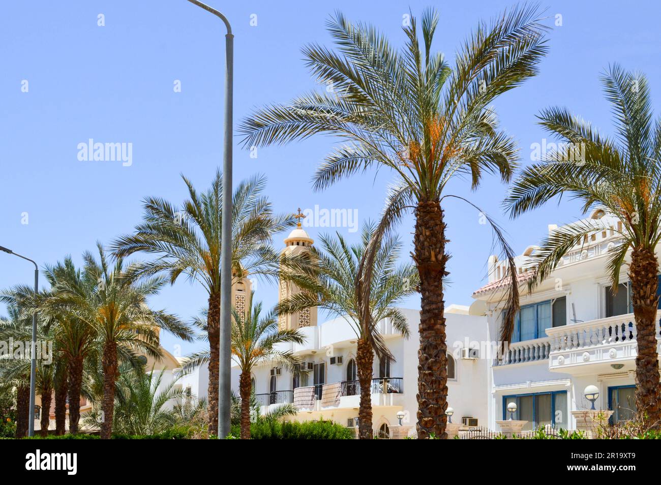 Modern houses saudi hi-res stock photography and images - Alamy