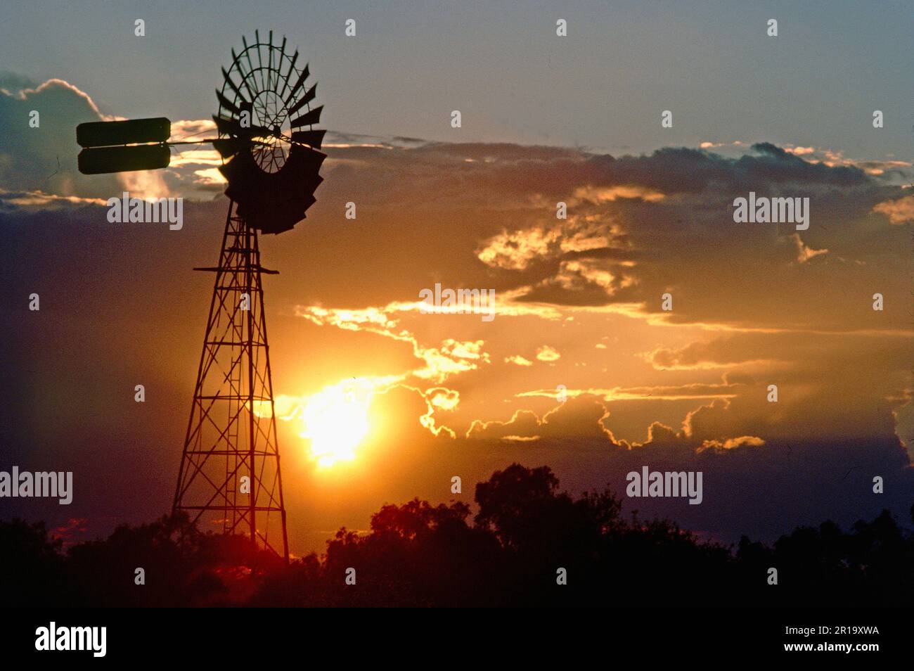 Panemone windmill hi-res stock photography and images - Alamy