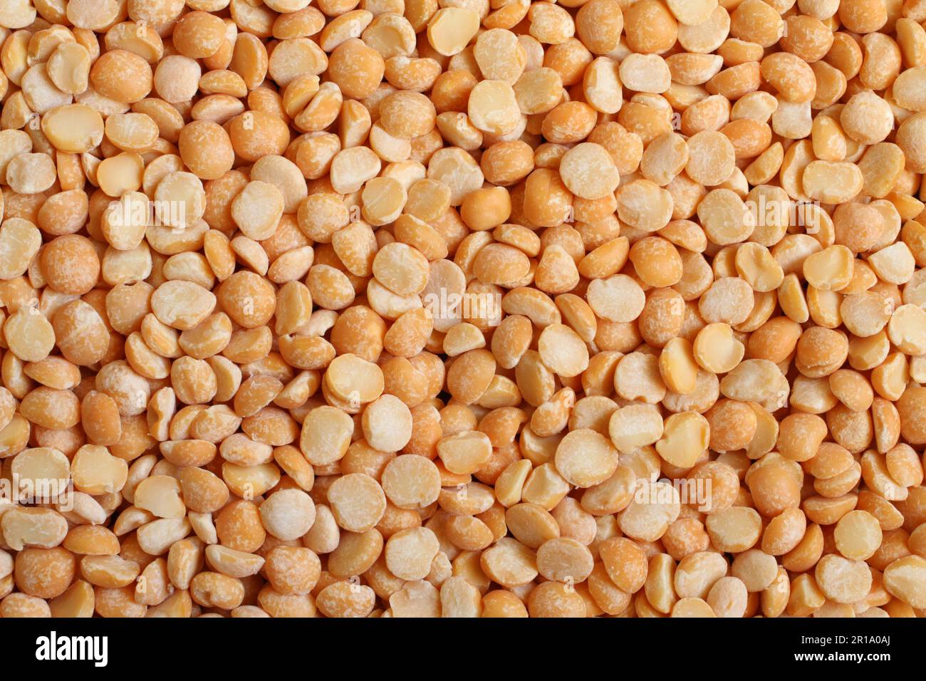 Chopped split peas hi-res stock photography and images - Alamy