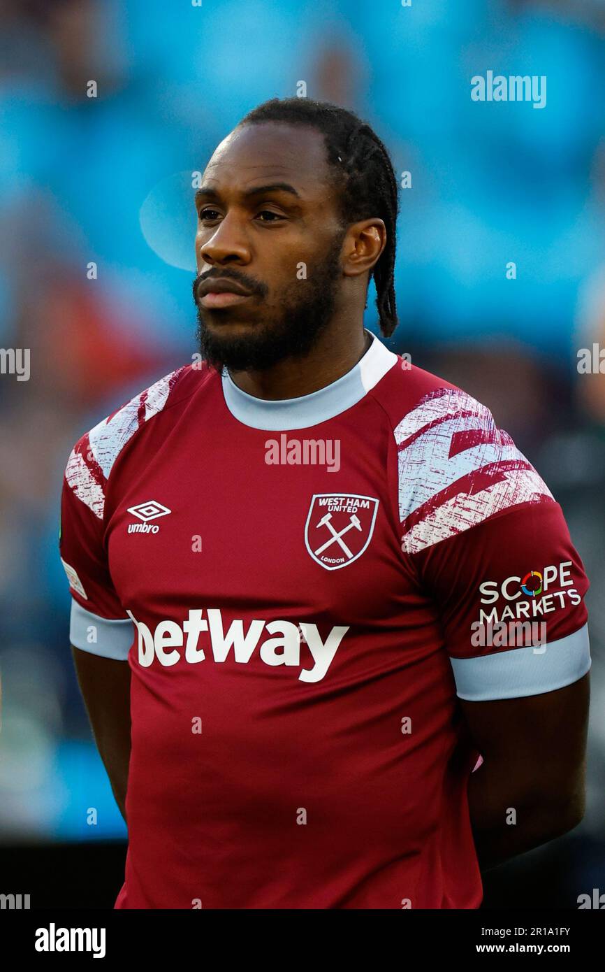 Michail antonio celebration hi-res stock photography and images - Alamy