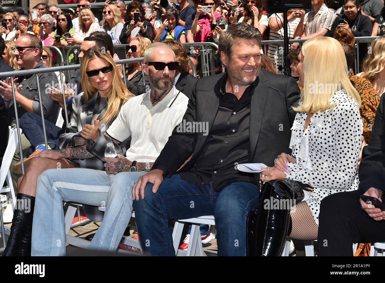Behati Prinsloo, from left, Adam Levine, Blake Shelton and Gwen Stefani ...