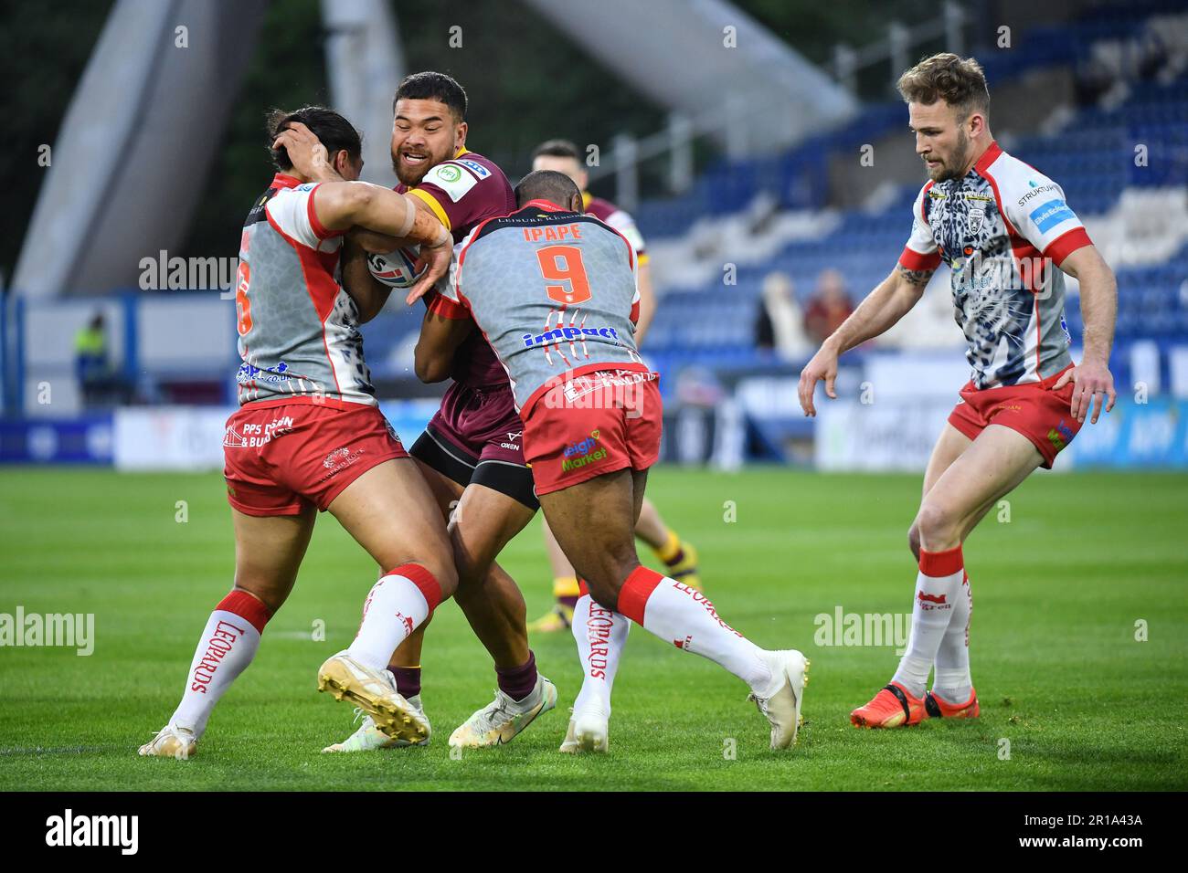 Huddersfield, England - 12th May 2023 - Tom Amone of Leigh Leopards and ...
