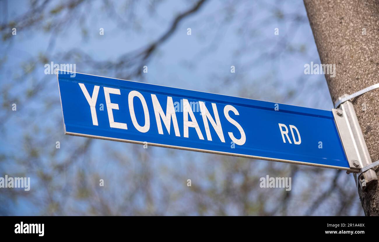 Yeomans Road street sign Stock Photo - Alamy