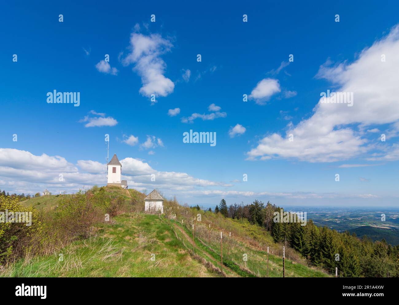 Puch bei Weiz: baroque calvary complex on mountain Kulm in Steirisches Thermenland ...