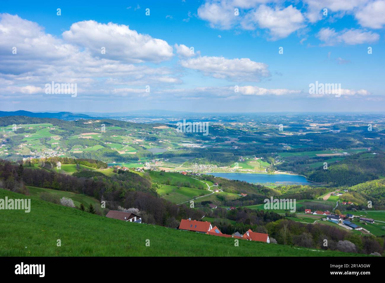 Stubenberg: lake Stubenbergsee in Steirisches Thermenland ...