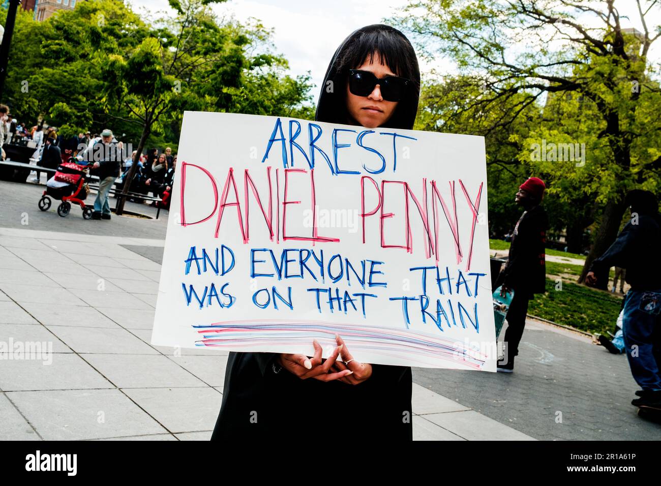 Subway victim hi-res stock photography and images - Alamy