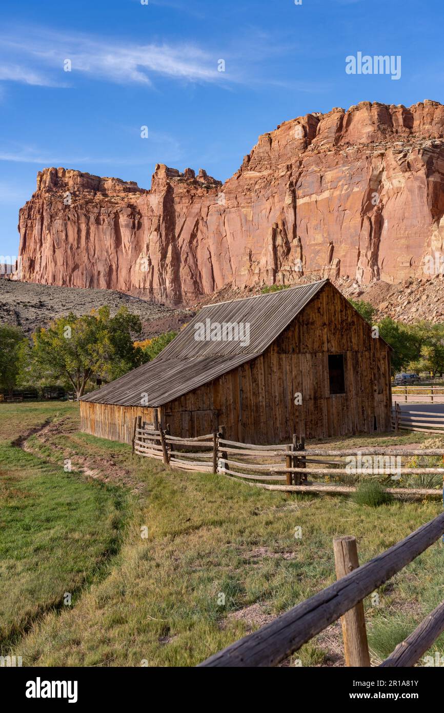 Historic Pendleton barn in the small pioneer farming community of ...
