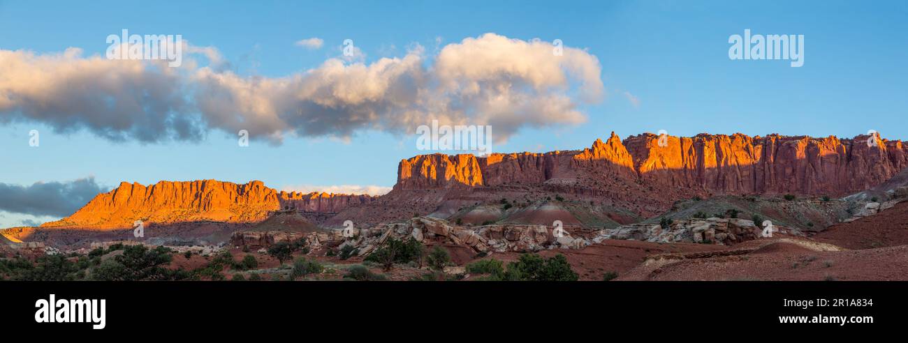Sunrise light on the sandstone formations of Capitol Reef National Park ...