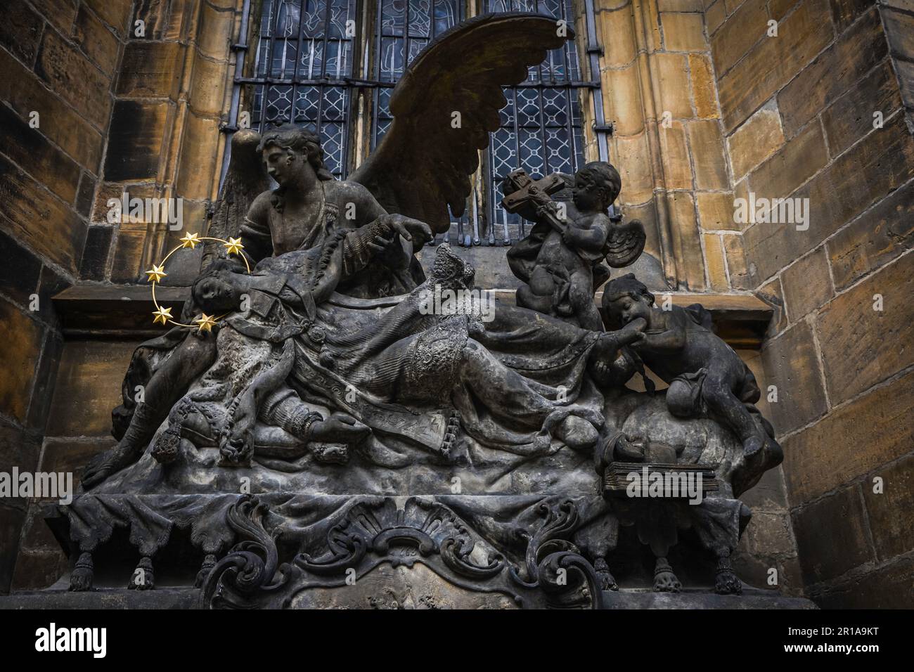 Christ and the Angels - Sculpture by St. Vitus Cathedral in Prague ...