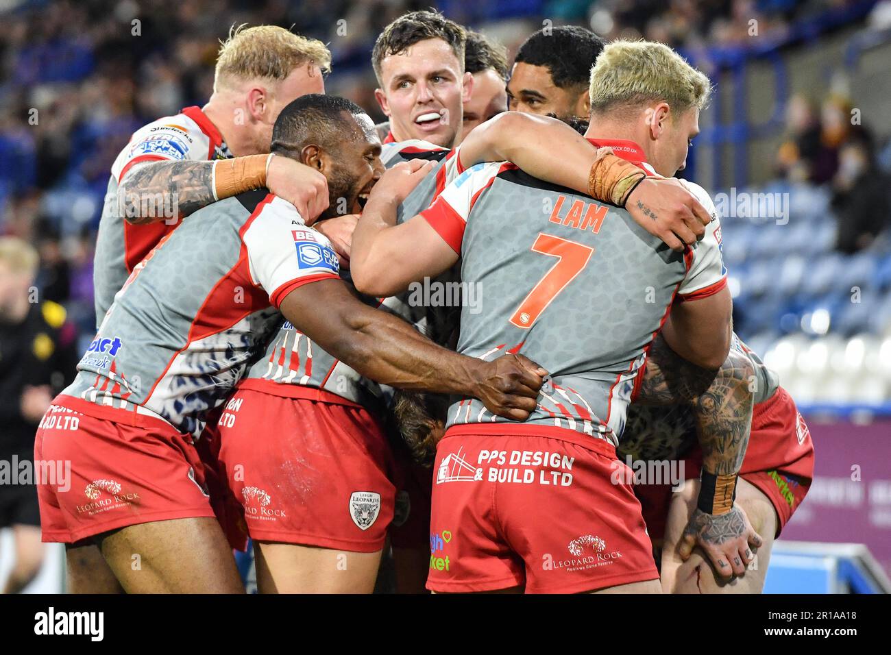 Huddersfield, England - 12th May 2023 - Leigh Leopards players ...