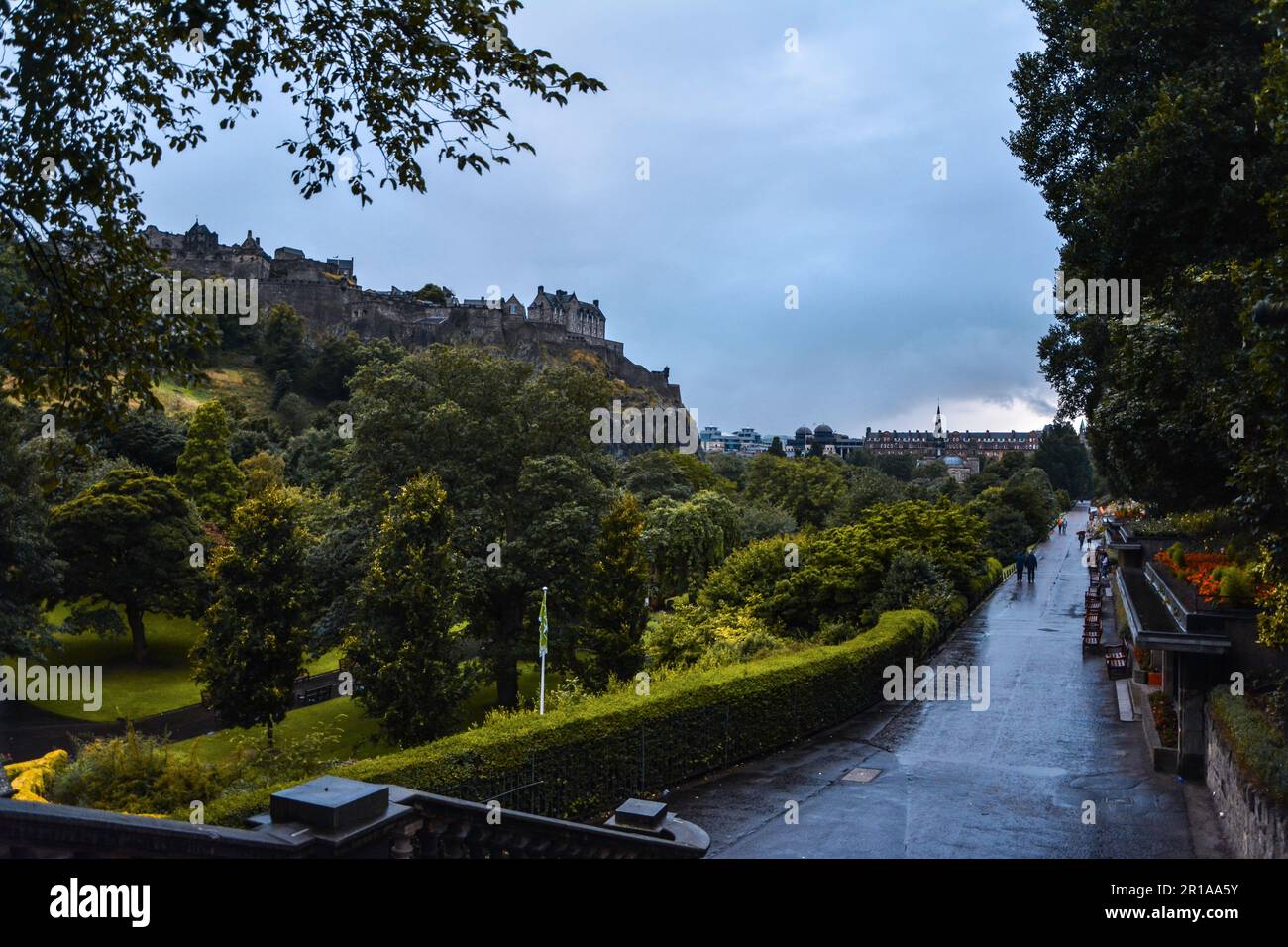 Scotland rain architecture hi-res stock photography and images - Alamy