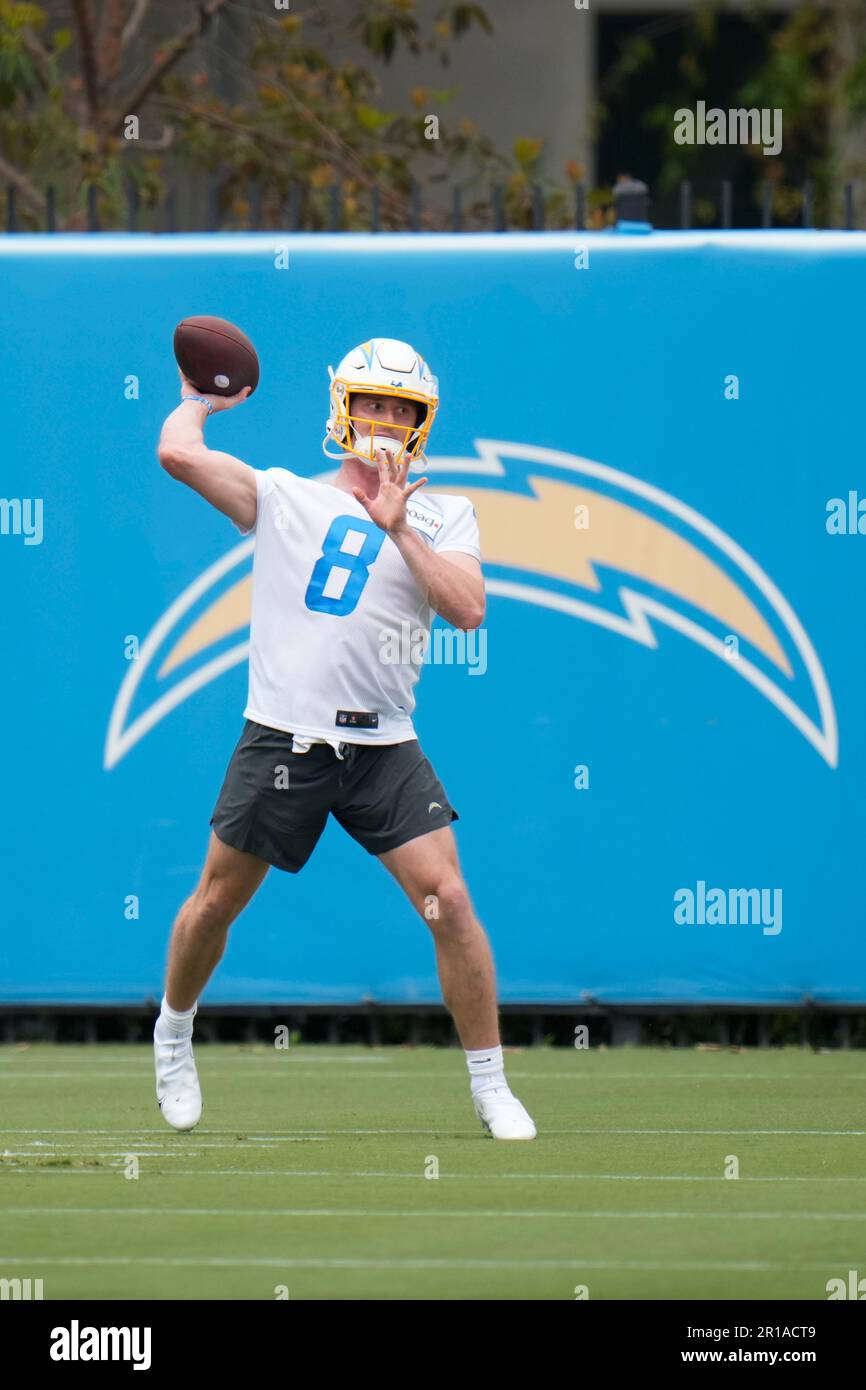 Los Angeles Chargers quarterback Max Duggan (8) throws a pass during ...