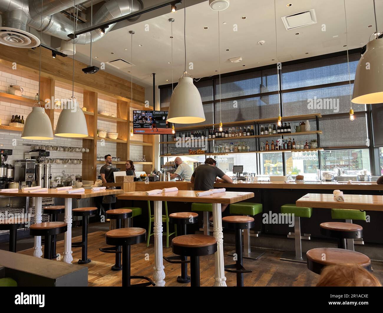 True food kitchen restaurant restaurants hi-res stock photography and ...