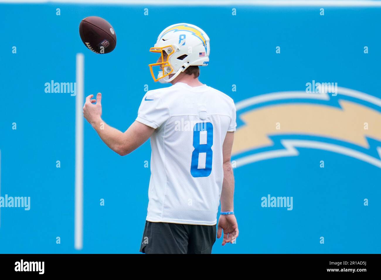 Los Angeles Chargers quarterback Max Duggan (8) tosses the ball during ...